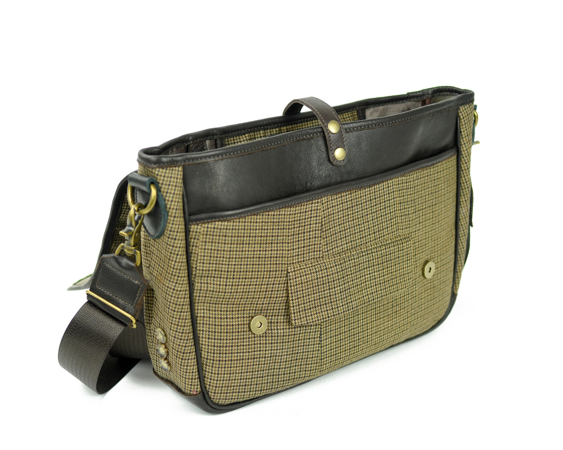 Vintage John Weitz – Mid Century Men